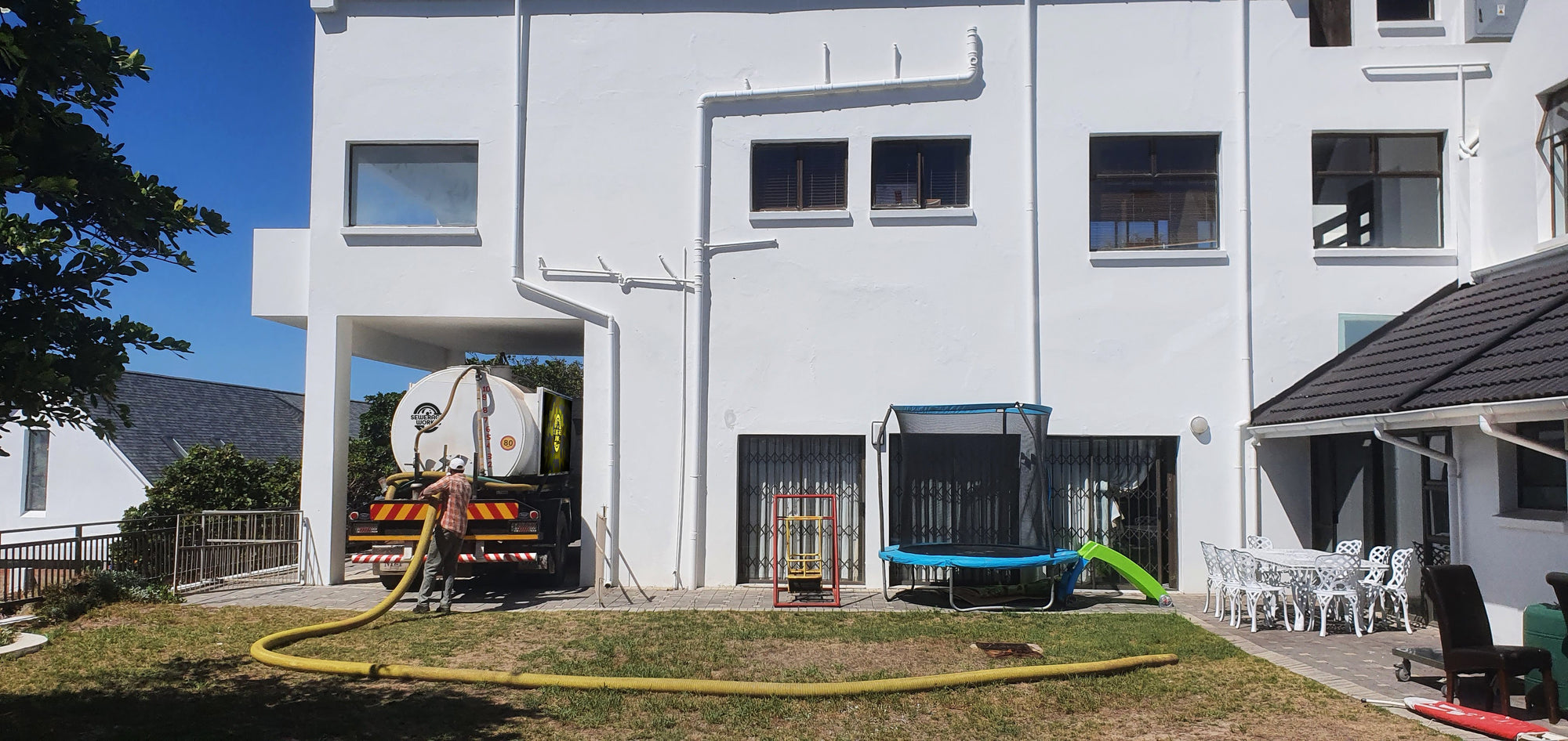 Waste Line Unblocking – Sewerage Works